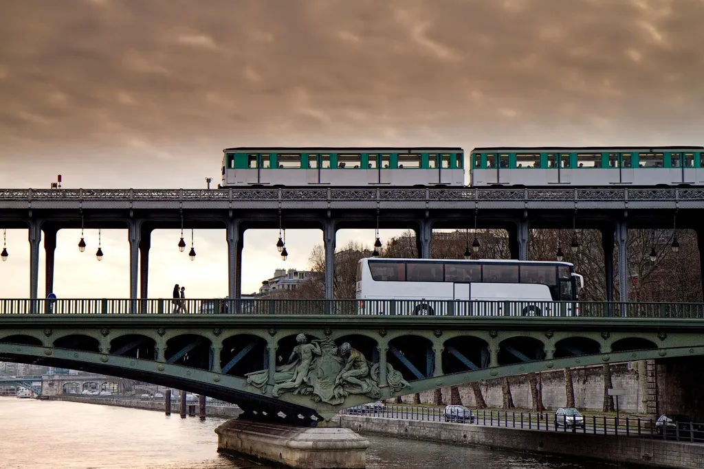 Barriers to next phase of electric vehicle transition revealed | T&E